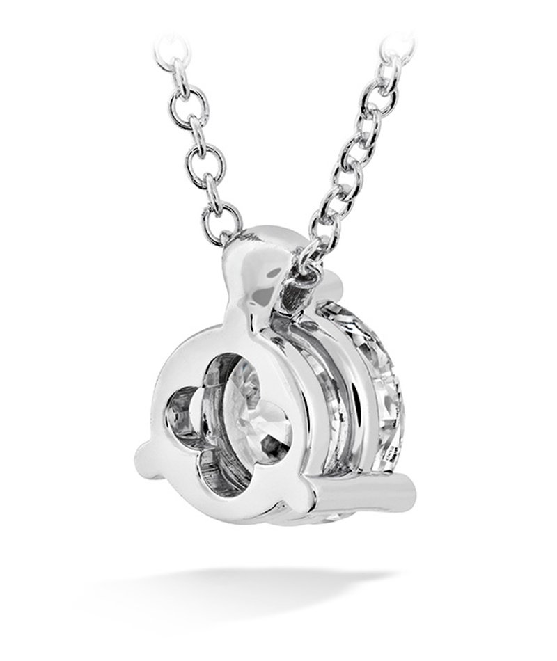 Day Diamonds_0013_5a HOF CLASSIC 3 PRONG SOLITAIRE PENDANT HEARTS ON FIRE - HOF Classic 3-Prong Solitaire Pendant