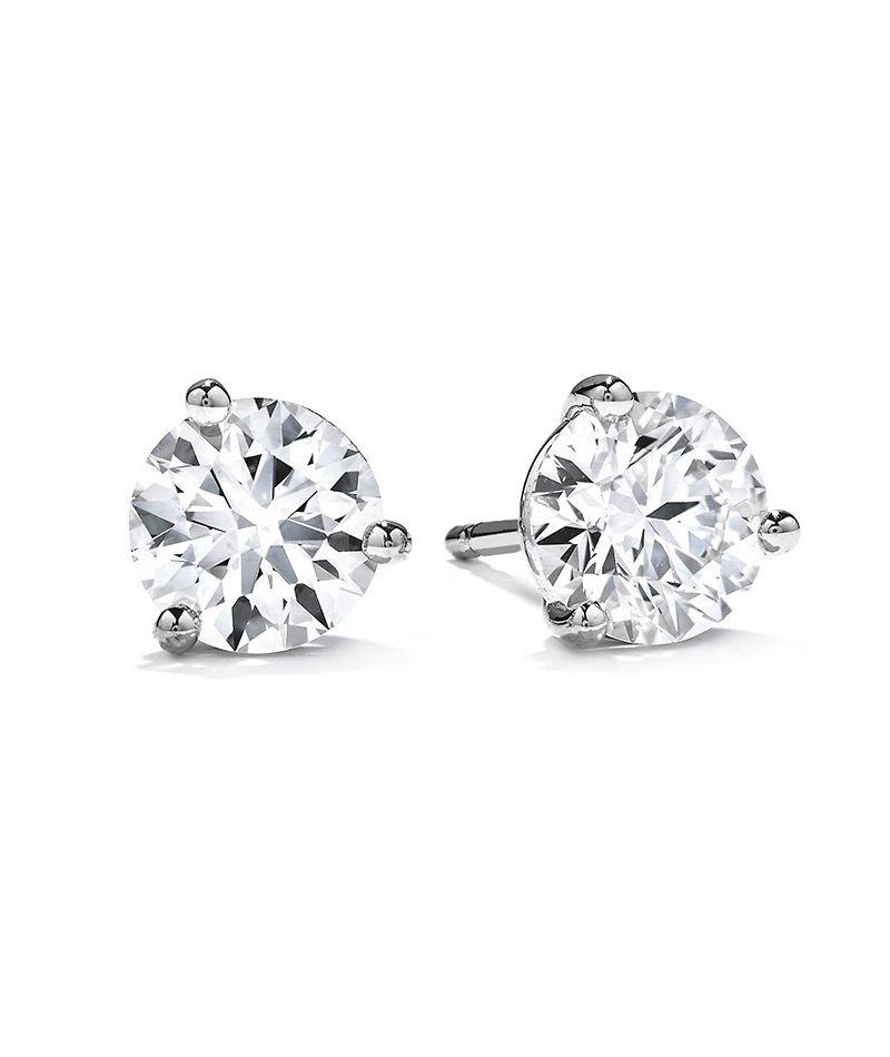 Day Diamonds_0021_8 THREE-PRONG STUD EARRINGS HEARTS ON FIRE - Three-Prong Stud Earrings