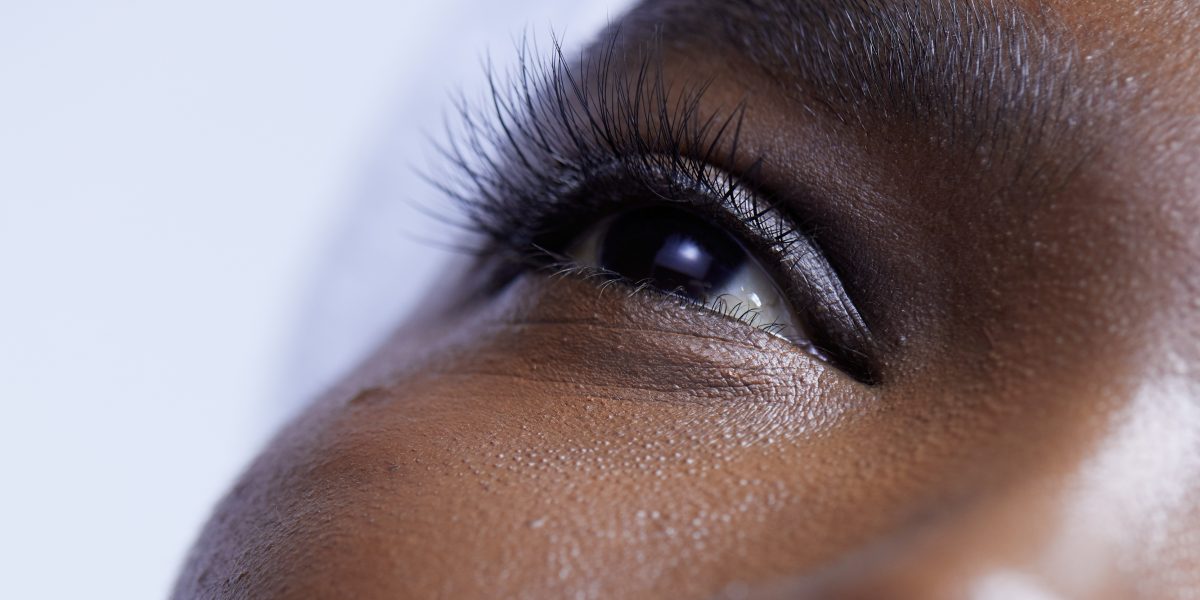Jenna Lyons Launches New Fake Eyelash Brand LoveSeen | Editorialist