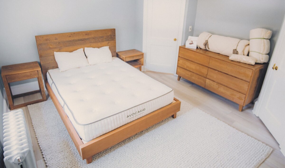How to Create an Eco-Luxury Bedroom With Avocado Green Mattress