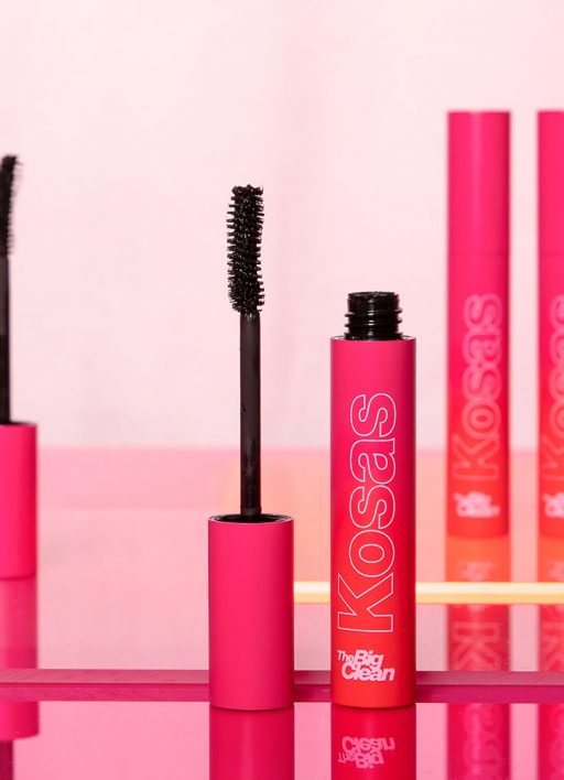 13 Natural Mascaras That Outrank Their Synthetic Competitors