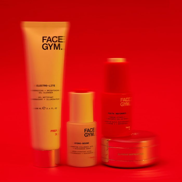 Face Gym _ Holding_Square