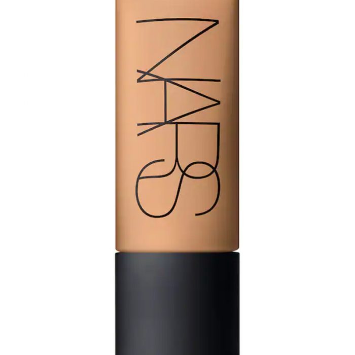 12 Best Foundations for Combination Skin, According to a Makeup Artist