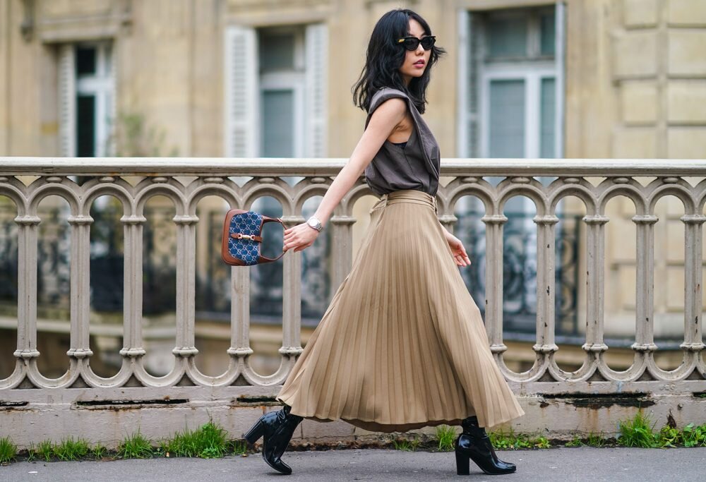 7 Types of Skirts You Need to Own: Mini Skirts, Midi Skirts, and More