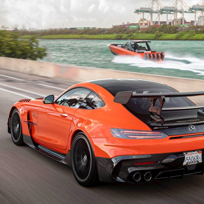 Mercedes-AMG and Cigarette Racing’s 2,250-HP Nighthawk Speed Boat Hits 90 MPH