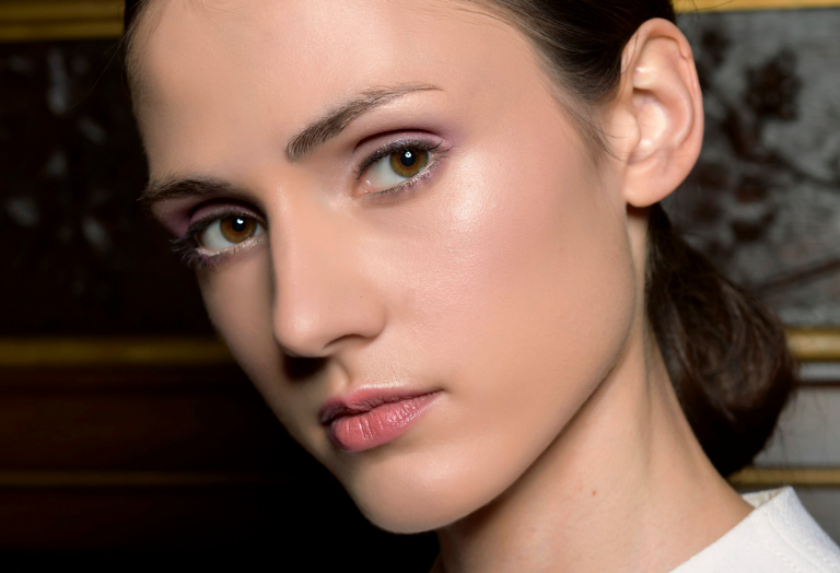 15 Best Lightweight Foundations 2022: Glowy Light-Coverage Foundations