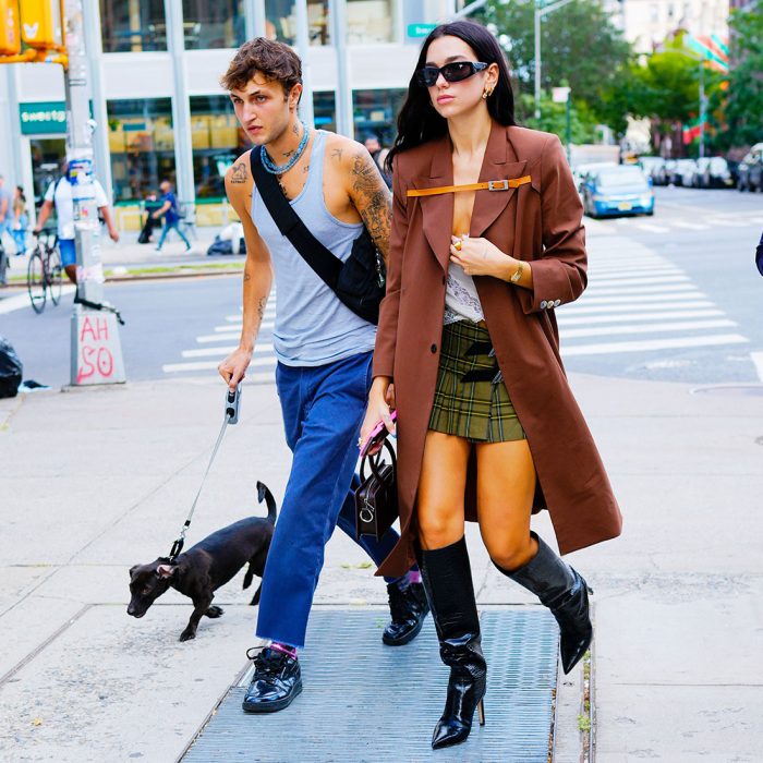 “Soft Launching” Your Relationship Is a Thing—Here’s Exactly How To Do It