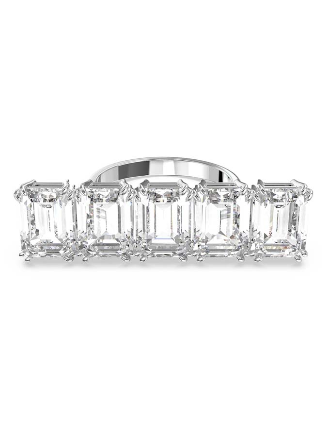 Swarovski Cocktail Jewelry: How to Dress Up Your Look with Swarovski