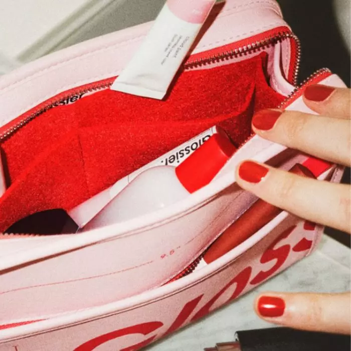 Toiletry Bags for Travel_heroFeatured & Secondary Image