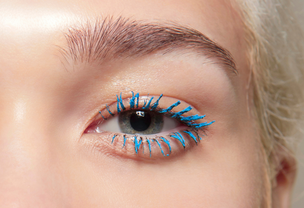 10 Best Colored Mascaras to Make Your Eyelashes Pop