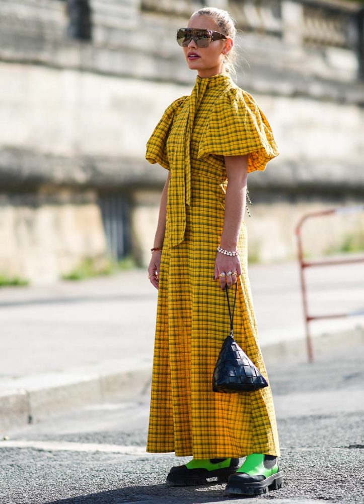 6 Stylish Yellow Outfit Ideas: How to Wear Yellow