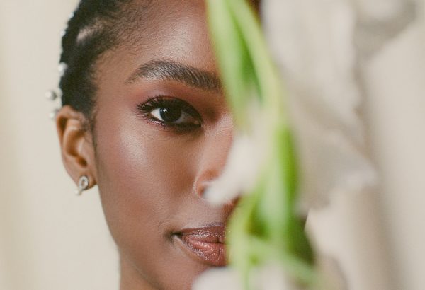 17 Best Wedding Perfumes: Iconic Bridal Fragrances