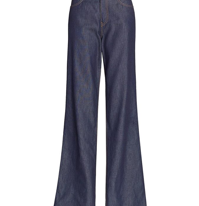 15 Best Baggy Jeans Outfit Ideas: How to Style Loose-Fit Denim