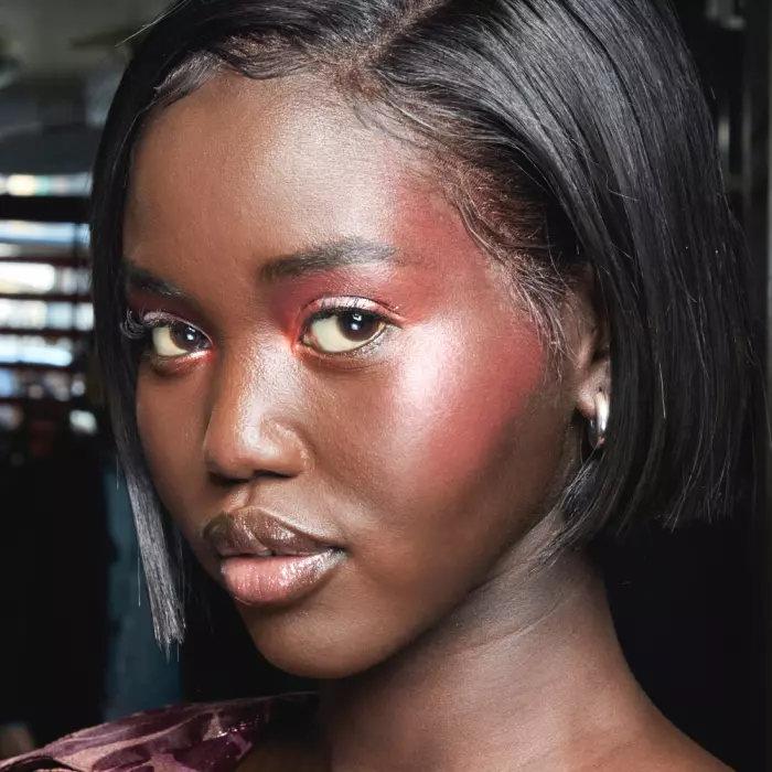 Best Blushes for Dark Skin According to a Makeup Artist