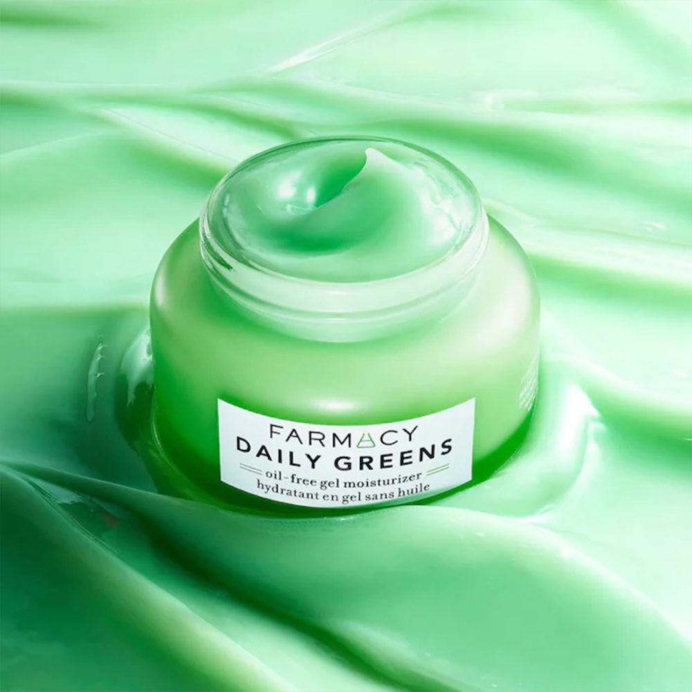 10 Best Moisturizers to Wear Under Makeup, According to Makeup Artists