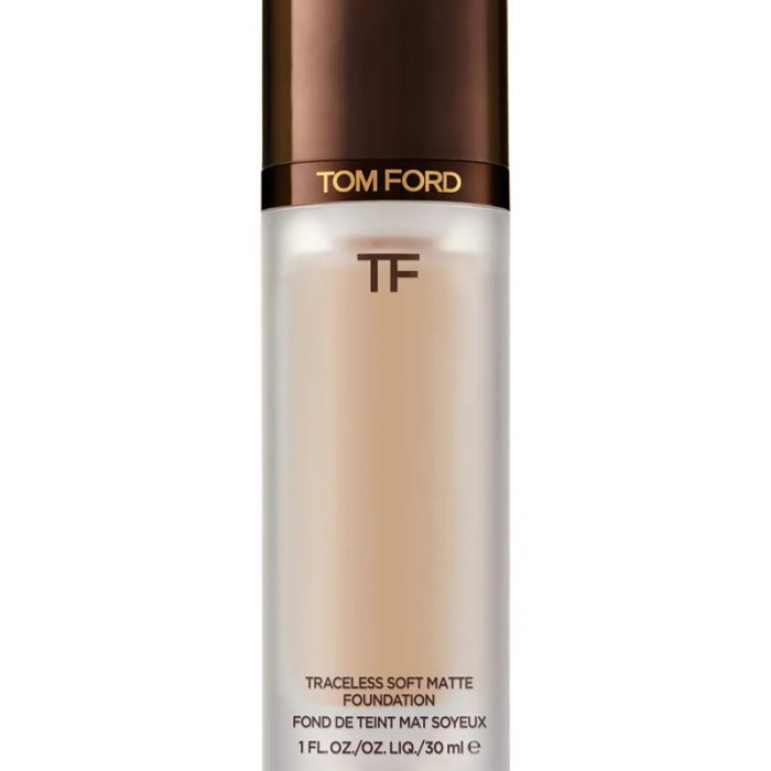 15 Best Foundations for Large Pores: Foundations That Blur & Conceal