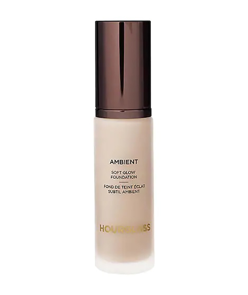 15 Best Foundations for Large Pores: Foundations That Blur & Conceal