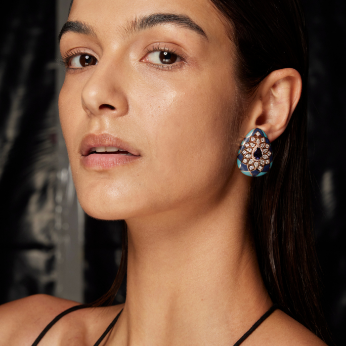 The 15 Best Face Tightening Creams, According to a Dermatologist
