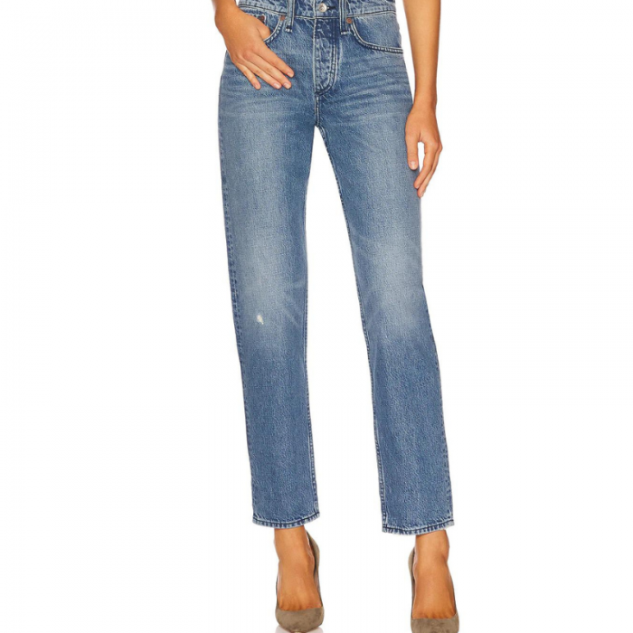 12 Best Boyfriend Jeans for a Laid-Back Look: Agolde, FRAME, & More