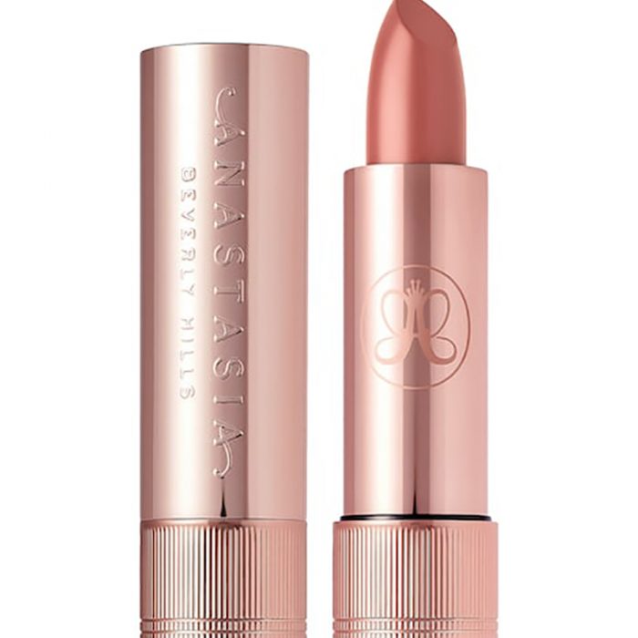 15 Best Satin Lipsticks of 2022, According to Makeup Artists