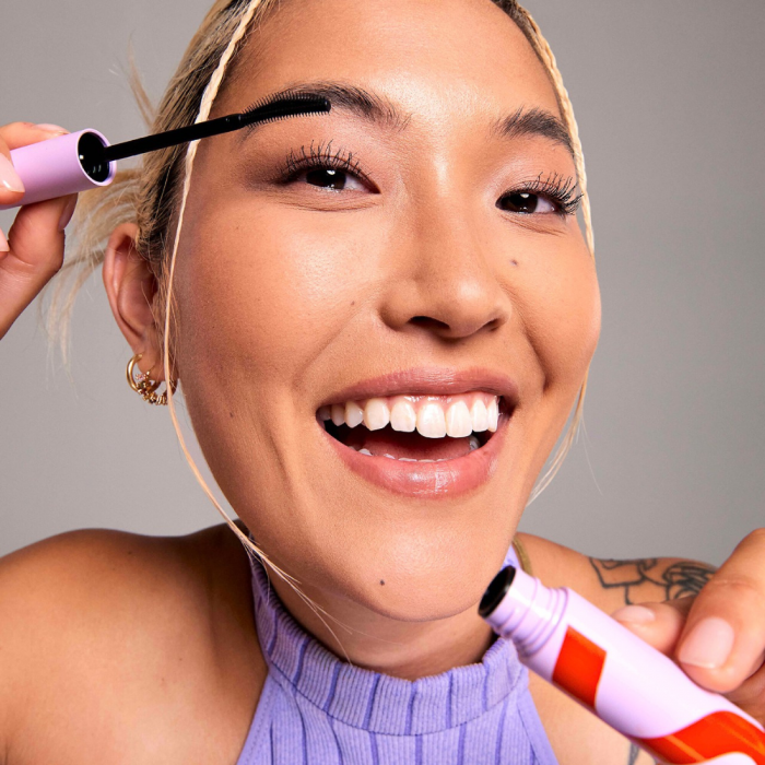 Finally, a Volumizing Mascara That Doesn’t Clump