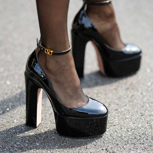 The 4 Best Satin Shoes of All Time, According to a Fashion Editor