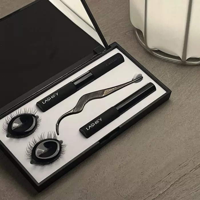 The Genius DIY Lash Kit That Gave Me Salon Quality At Home
