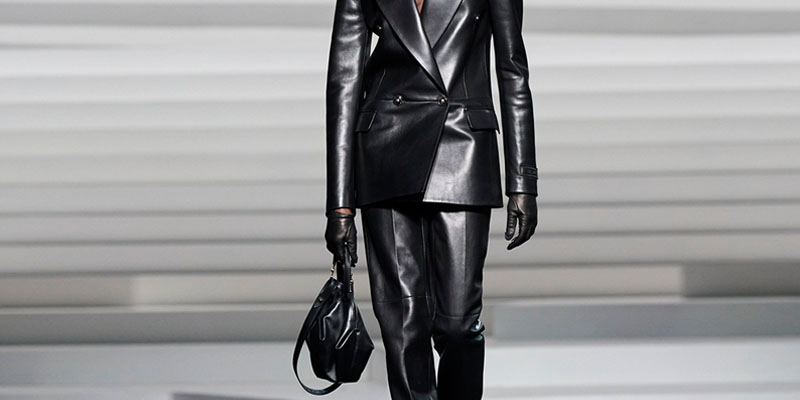 21 Versace Must-Haves Straight From The Runway | Fashion | Editorialist
