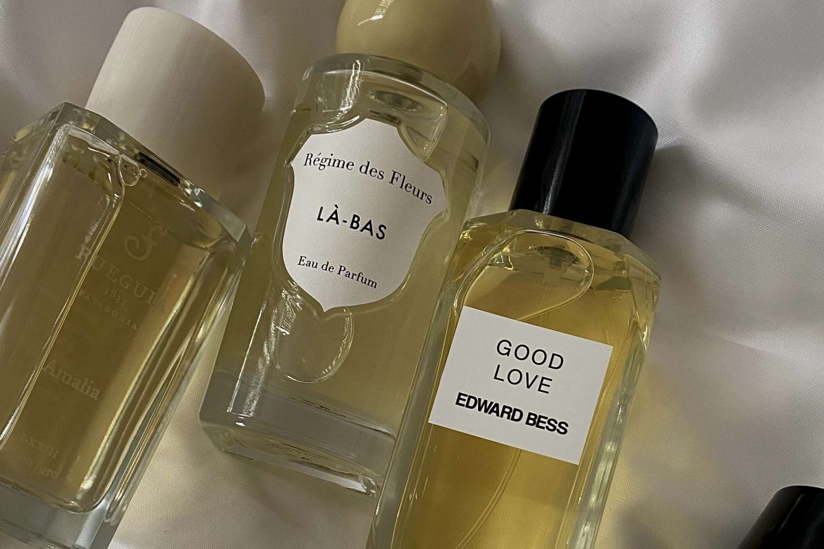 The 12 Best Floral Perfumes, Reviewed by Our Fragrance Editor