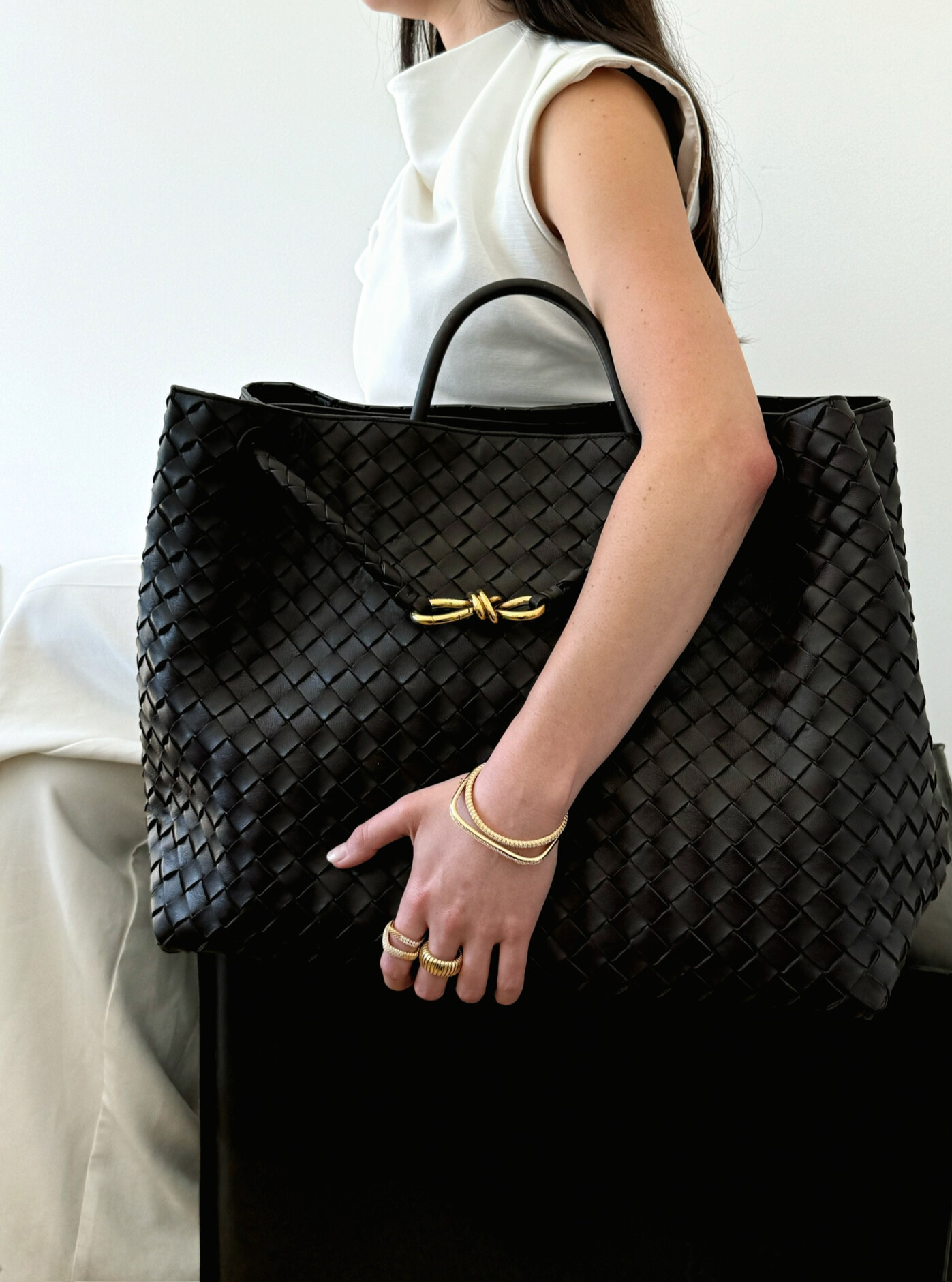 Bottega Veneta Andiamo Review, From An Editor Who Tested It Firsthand