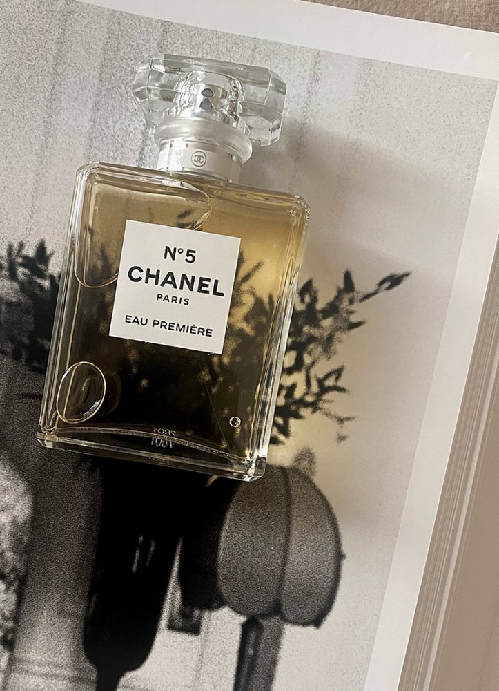 The 9 Best Classic Perfumes of All Time, According to a Fragrance Editor