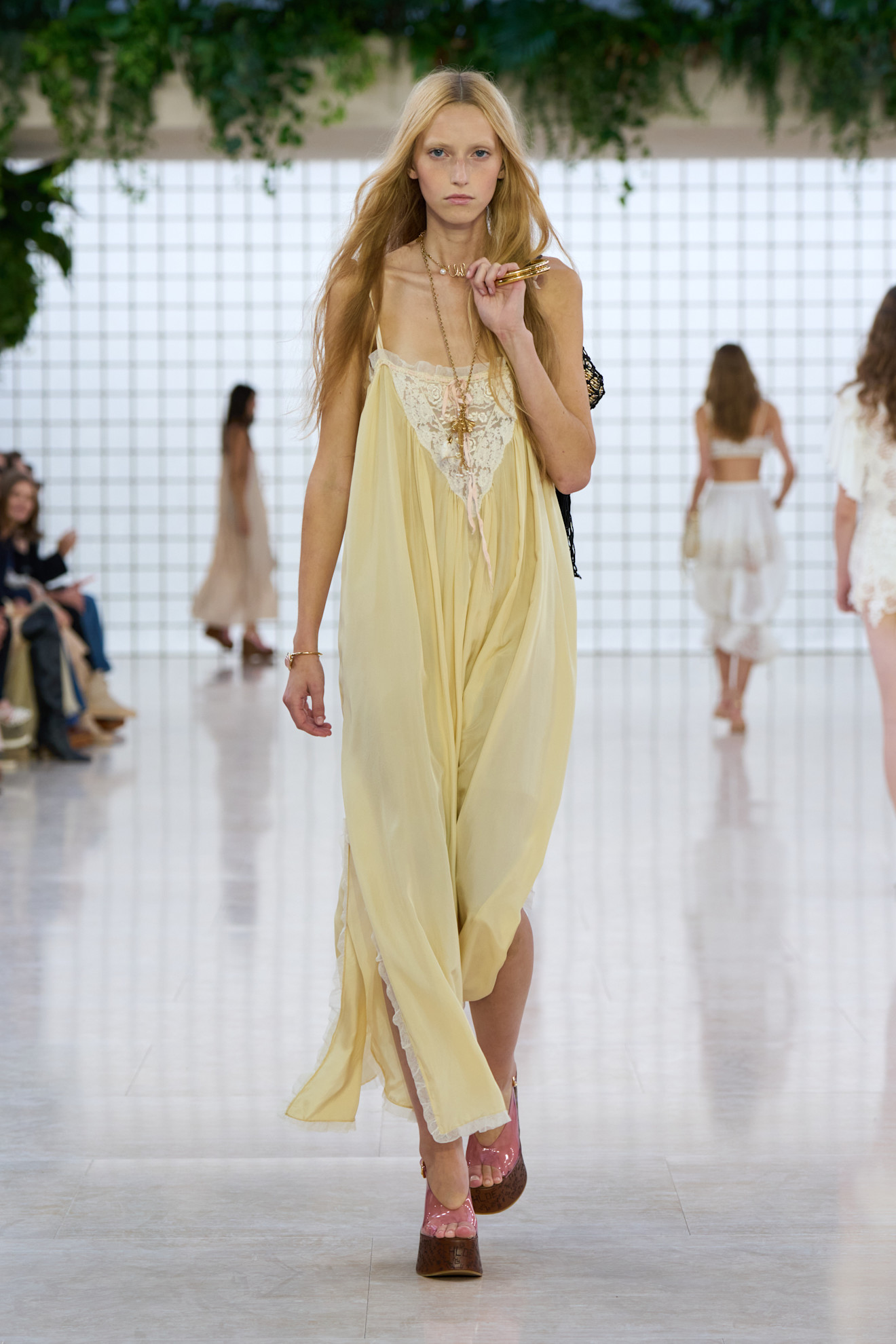 Paris Fashion Week Spring Summer Trends