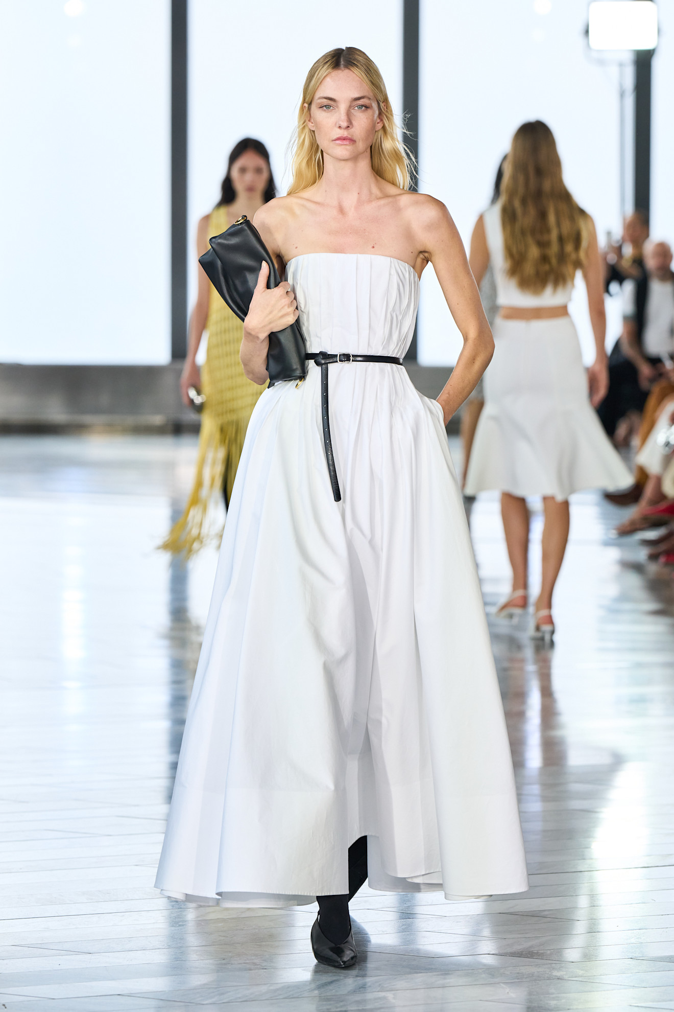 6 New York Fashion Week Spring/Summer 2025 Trends We're Buying 6 New York Fashion Week Spring/Summer 2025 Trends We're Buying