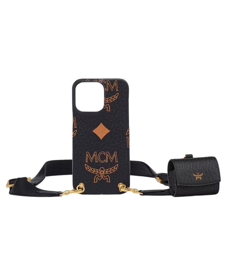 5 Hot Fall Bag Trends From The MCM Fall Collection