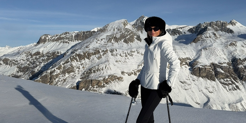 What to Wear Skiing: The Ultimate Skiwear Checklist for Beginners