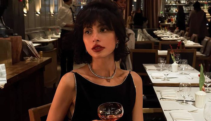 Guide to Your Most Romantic Valentine's Look with Harvey Nichols