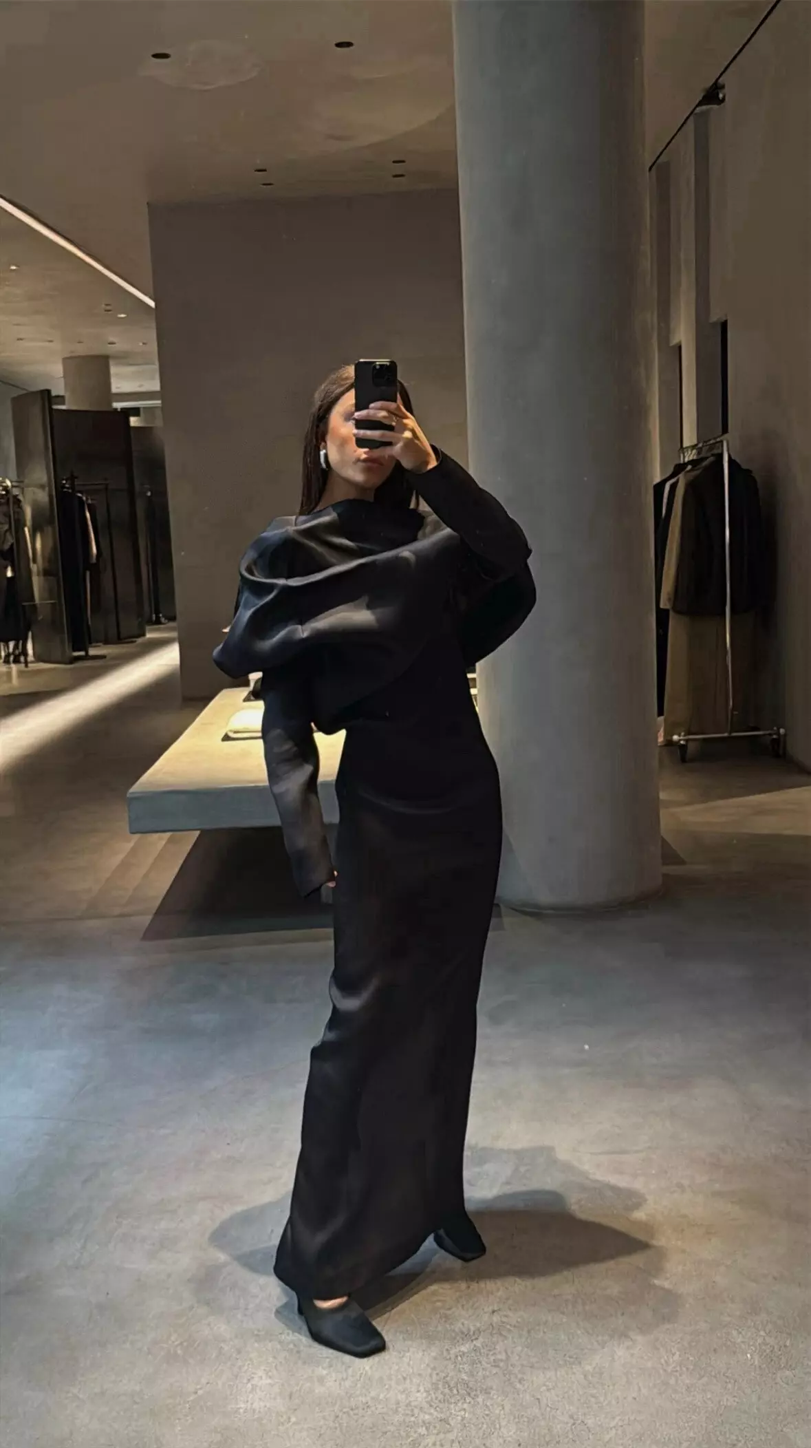 Editor Try-on Khaite