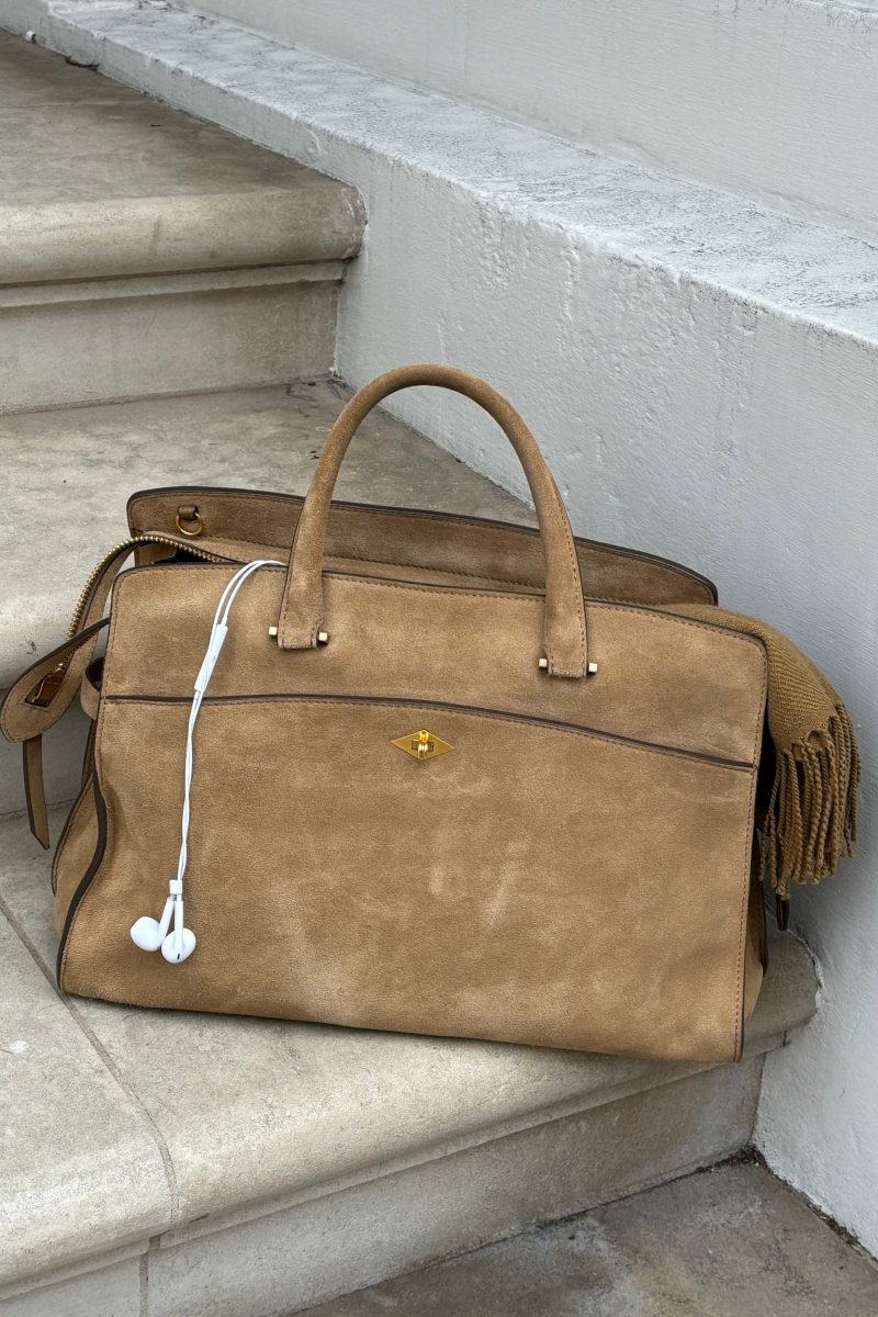 The Métier Private Eye Bag Review: Our Editor's Favorite Work Bag