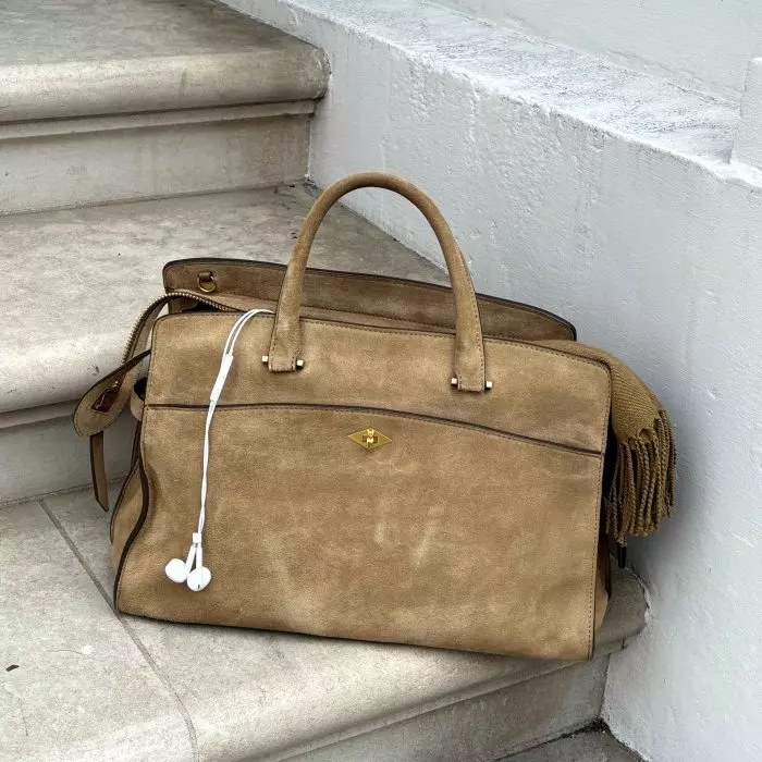 Our Editor Carried Métier's Private Eye Bag for January—Find Out His Thoughts