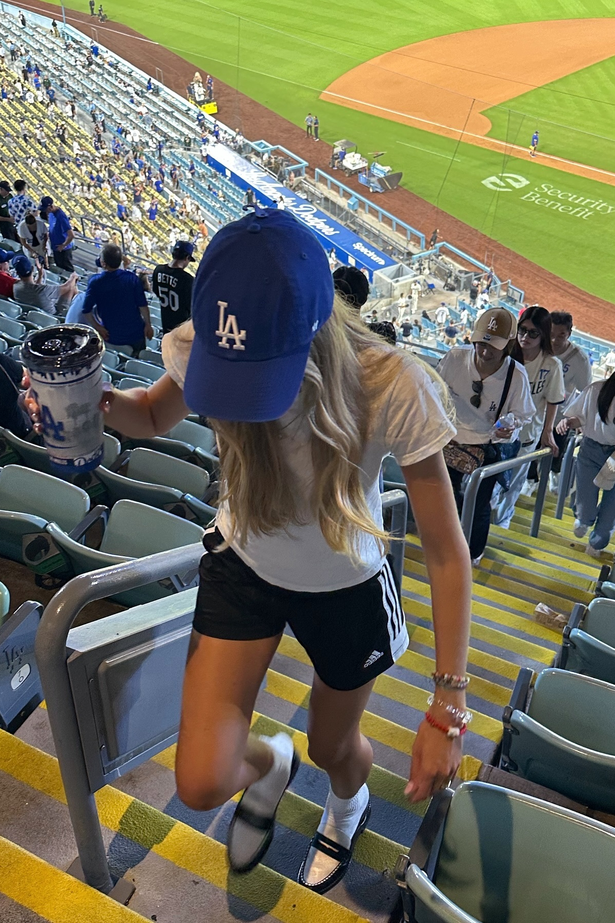 We Ve Outlined What To Wear To A Baseball Game For Every Type Of Fan What To Wear To A Baseball Game1
