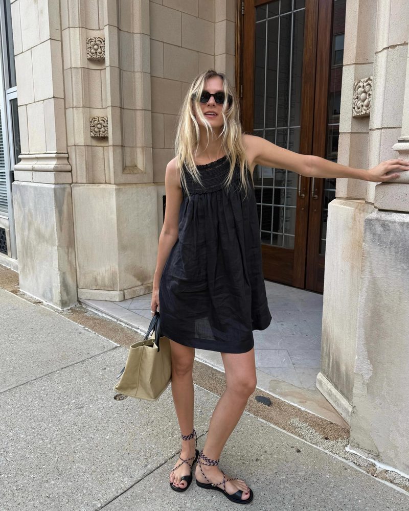 What to Wear in 90-Degree Weather: Hot Summer Outfit Ideas