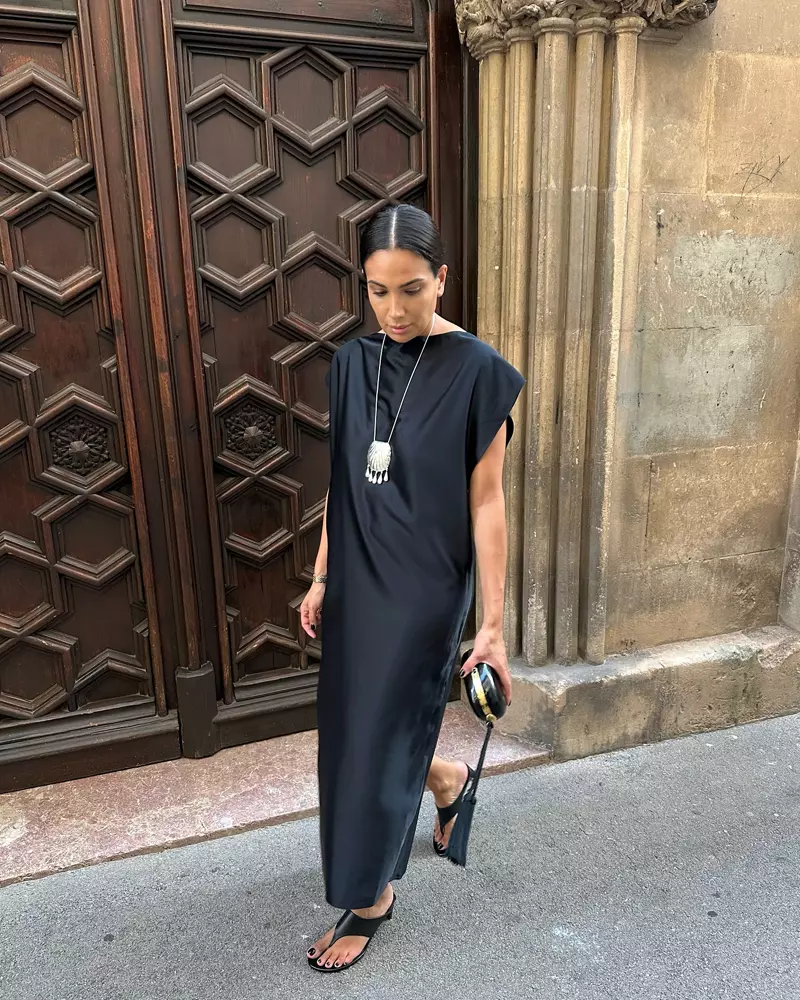 The Shift Dress Is Here to Stay%E2%80%94Here%E2%80%99s How to Take It into Fall