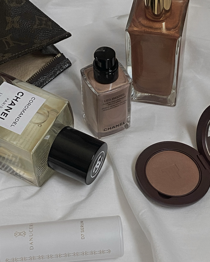 How to Keep Your Summer Glow All Year Round