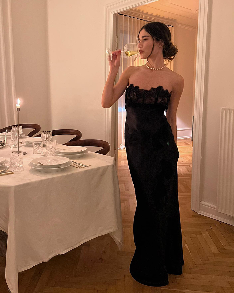 How to Host %28or Attend%29 the Perfect Holiday Party