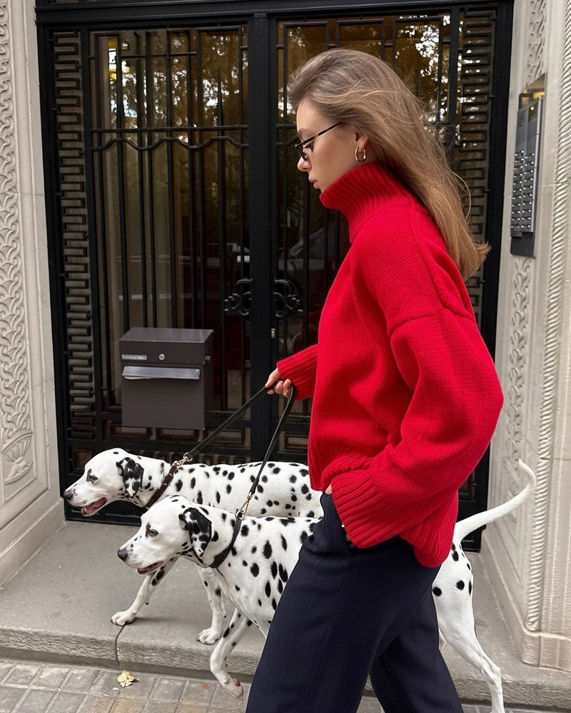 The Very Specific Way I Wear Chunky Knits%2C As a Fashion Editor Who Refuses to Look Bulky