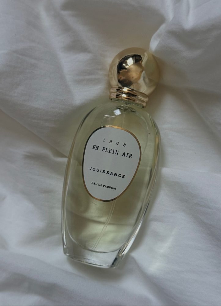 The Best Fresh Perfumes, From Clean Laundry to Citrusy Scents
