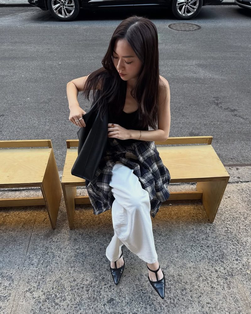 The T-Strap Heel Is Set to Lead Spring%E2%80%99s Shoe Trends