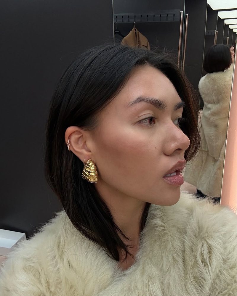 Gold Jewelry%2C Without the Splurge%3A The Under-%241%2C000 Pieces Our Editors Are Eyeing