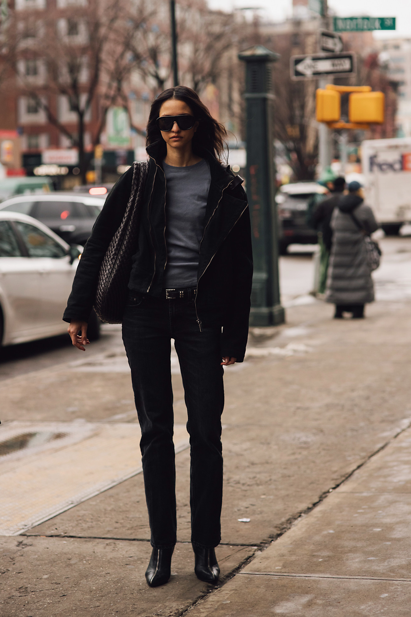 Fashion Week 90s Outfits