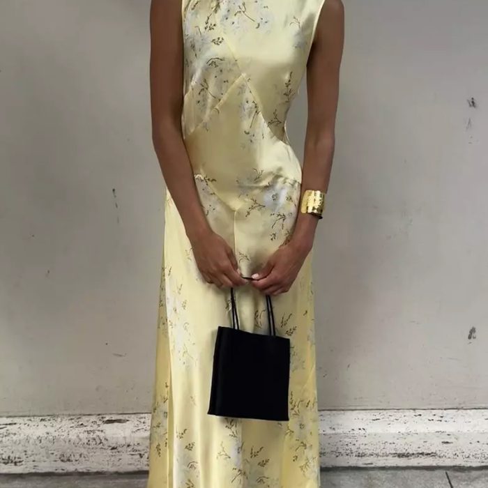 This Spring, Maxi Dresses Are the Answer to “What Do I Wear?” This Spring, Maxi Dresses Are the Answer to “What Do I Wear?”